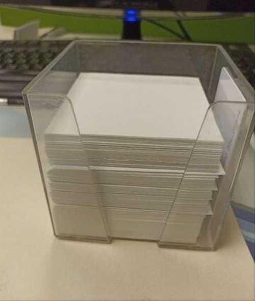 Прозрачная подставка для блока для записей
