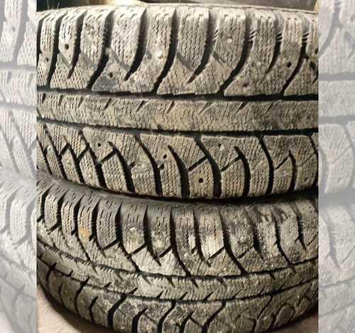 Bridgestone Ice Cruiser 7000S 205/55 R16 196