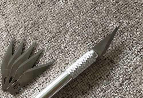 Макетный нож (тонкий канцелярский нож) новый
