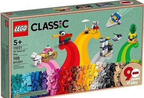 Lego Classic 90лет 11021