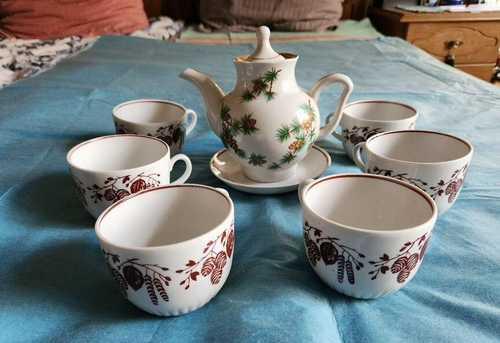 Чайник и 6 чашек из фарфора (СССР)