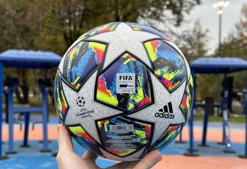 Футбольный мяч adidas 5 размер