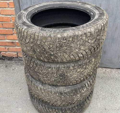 Triangle IcelynX TI501 215/45 R17