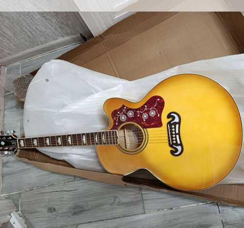 Gibson j200. Новая Дефект