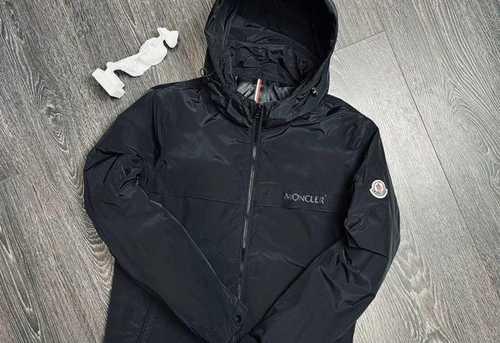 Ветровка Moncler