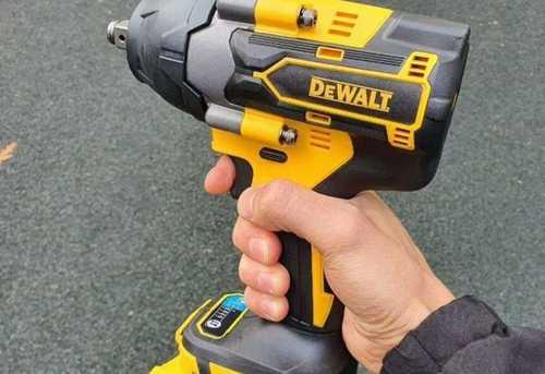 Гайковерт аккумуляторный dewalt мощный