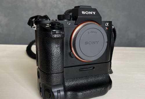 Фотоаппарат Sony a7r ii + рукоятка