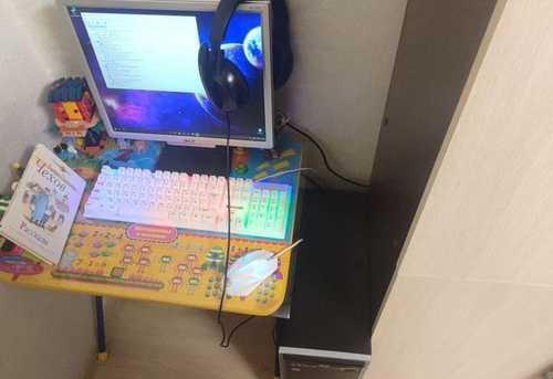 Игровой пк с монитором и клавиатурой