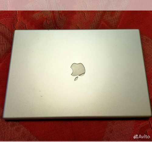 MacBook 13 (2007), 80 ГБ, Core 2 Duo, 2.0 ГГц, RAM 1 ГБ, Intel GMA 950