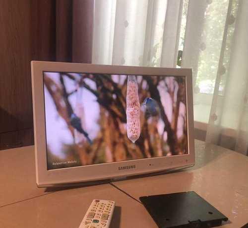 Телевизор Samsung LE19C451e2 hdmi USB DVB T 48см