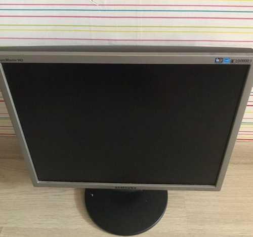 Монитор Samsung 943n. 19"