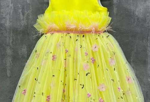 Пышное нарядное платье для девочки 110, 116,122