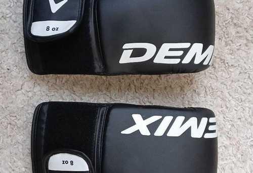 Боксерские перчатки demix 8 oz