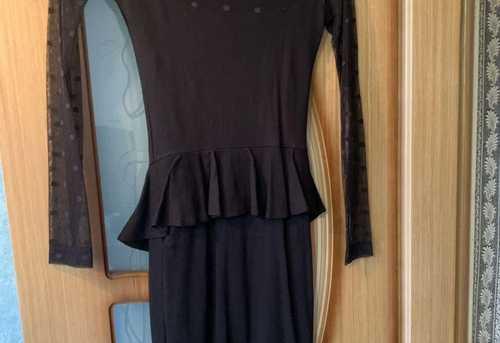 Продам черное платье с баской