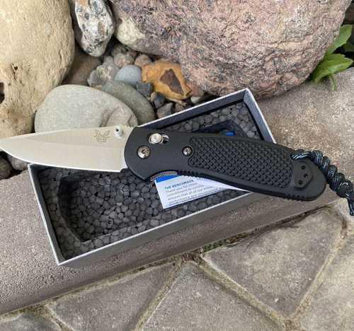 Нож складной Benchmade Griptilian 551