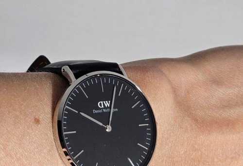 Часы Daniel Wellington Sheffield DW00100145