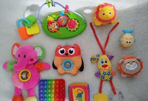 Детские развивающие игрушки до года пакетом