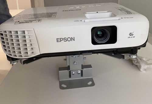 Проектор epson EB-S05 H838B