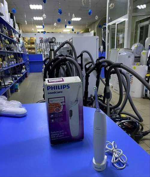 Ирригатор Philips HX8331