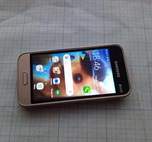 Samsung Galaxy J1 Mini Prime (2016) SM-J106F/DS, 8 ГБ