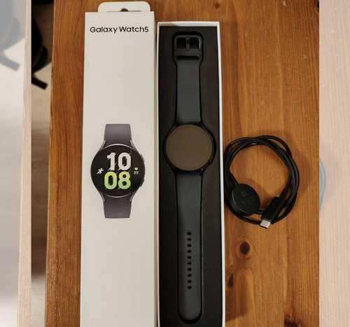 Samsung Galaxy Watch 5 44mm