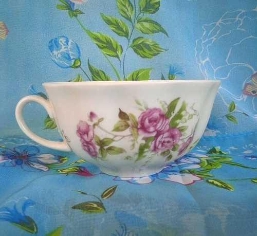 Чашка из чайного сервиза Дулёво Розы