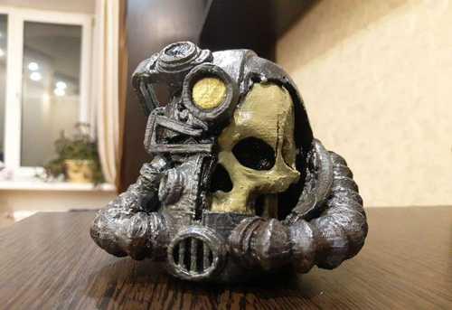 Фигурка Fallout - шлем силовой брони с черепом