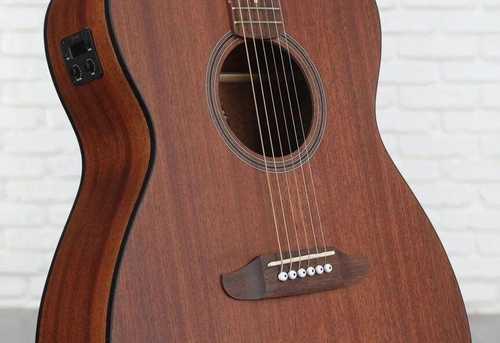 Fender Monterey Standard Natural