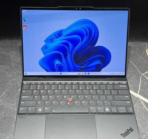 Thinkpad Z13 R7-6860Z/32gb