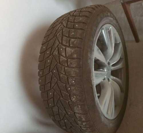 Dunlop SP Winter Ice 07 245/50 R18