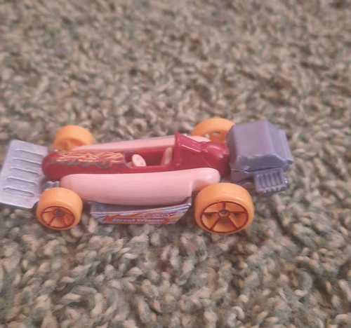 Машинка hotwheels хот дог