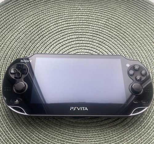 PS Vita 1108 3G/Wi-Fi - в рабочем состоянии