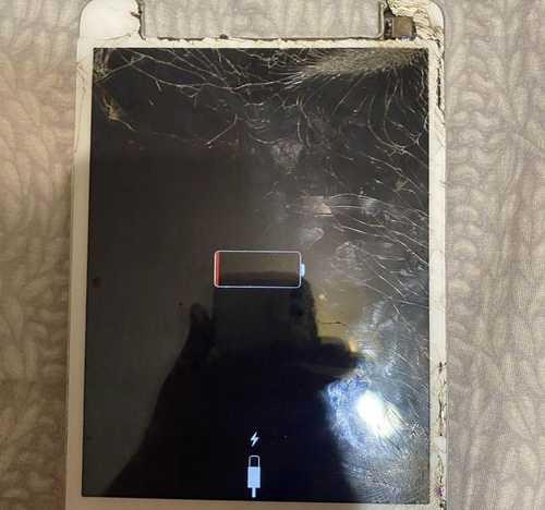 iPad mini 1 полу рабочий