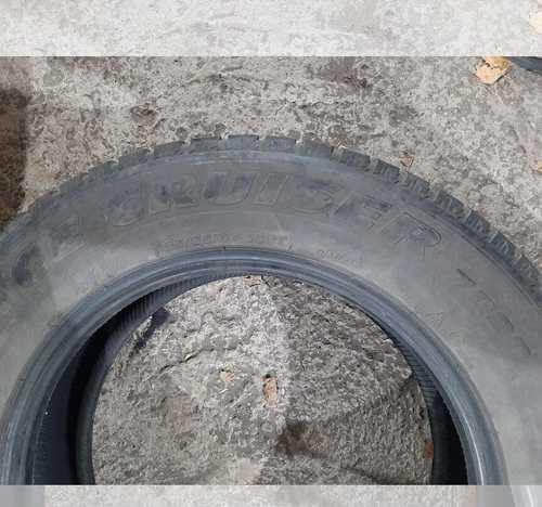 Bridgestone Ice Cruiser 7000 225/65 R17