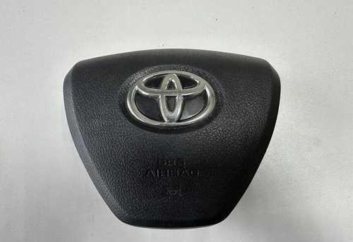 Подушка безопасности в руль Toyota Venza