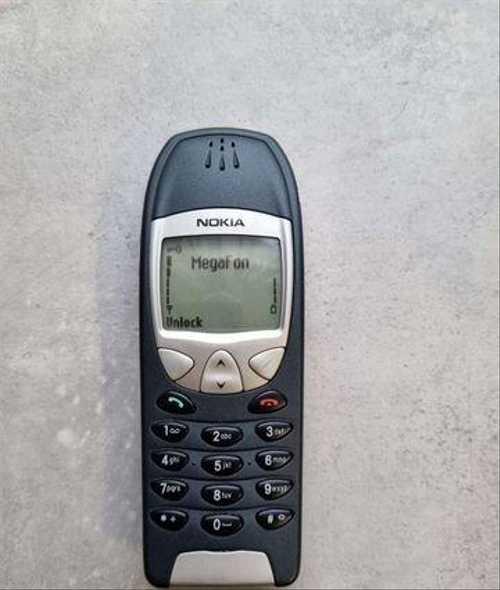 Телефон Nokia 6210 отл. сост