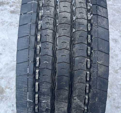 Продаю шина michelin 295 80 22.5