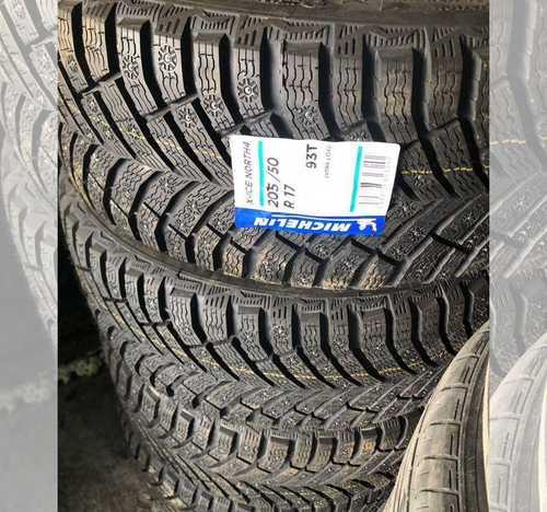 Michelin X-Ice North 4 205/50 R17