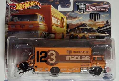 Hot Wheels TT Mad Mike Mazda RX3 & Sakura Sprinter