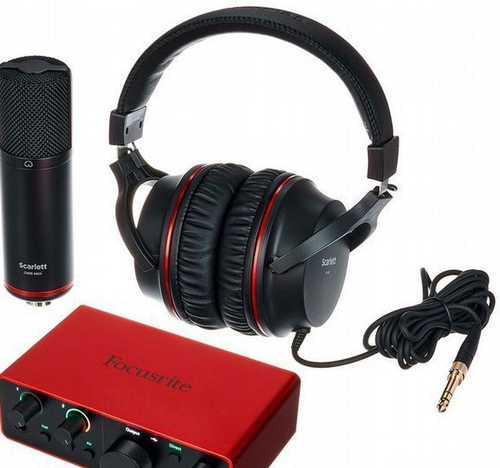 Focusrite Scarlett Solo Studio 4th Gen Комплект