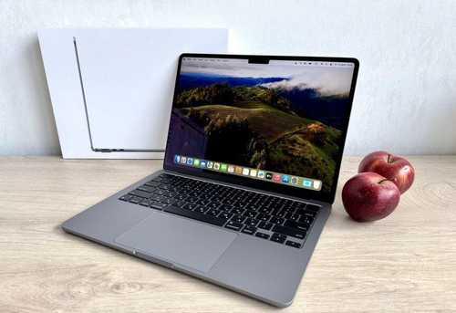 MacBook Air 13.6" 2022 M2 8Gb SSD 256Gb