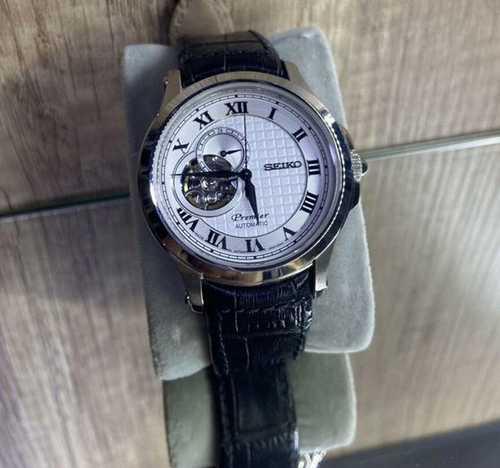 Мужские наручные часы seiko