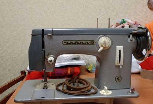 Швейная машина Чайка 2