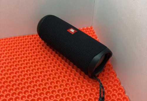 Портативная колонка JBL Flip 5