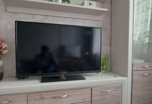 Телевизор 42" Телевизор Thomson T42E53HU LED