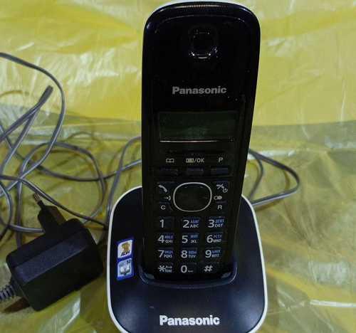 Panasonic KX-TG1611RUW