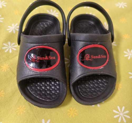 Тапки резиновые детские