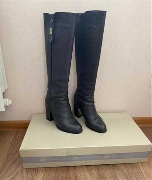 Зимние женские сапоги 38,5