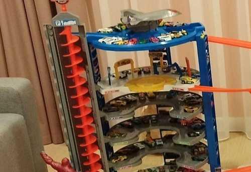 Трек Hot wheels Ultimate Garage FML03 с Гориллой