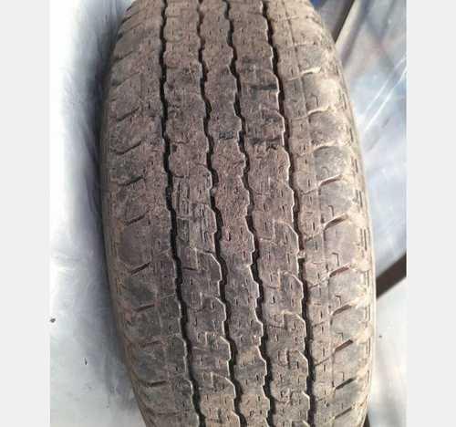 Bridgestone Dueler H/T 265/65 R17 27K